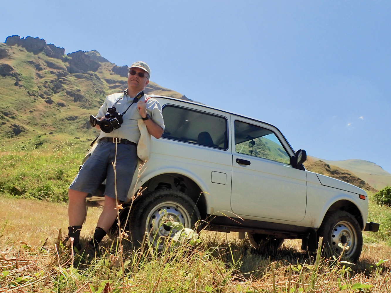 Collecting Spiders in Armenia | Piel Lab
